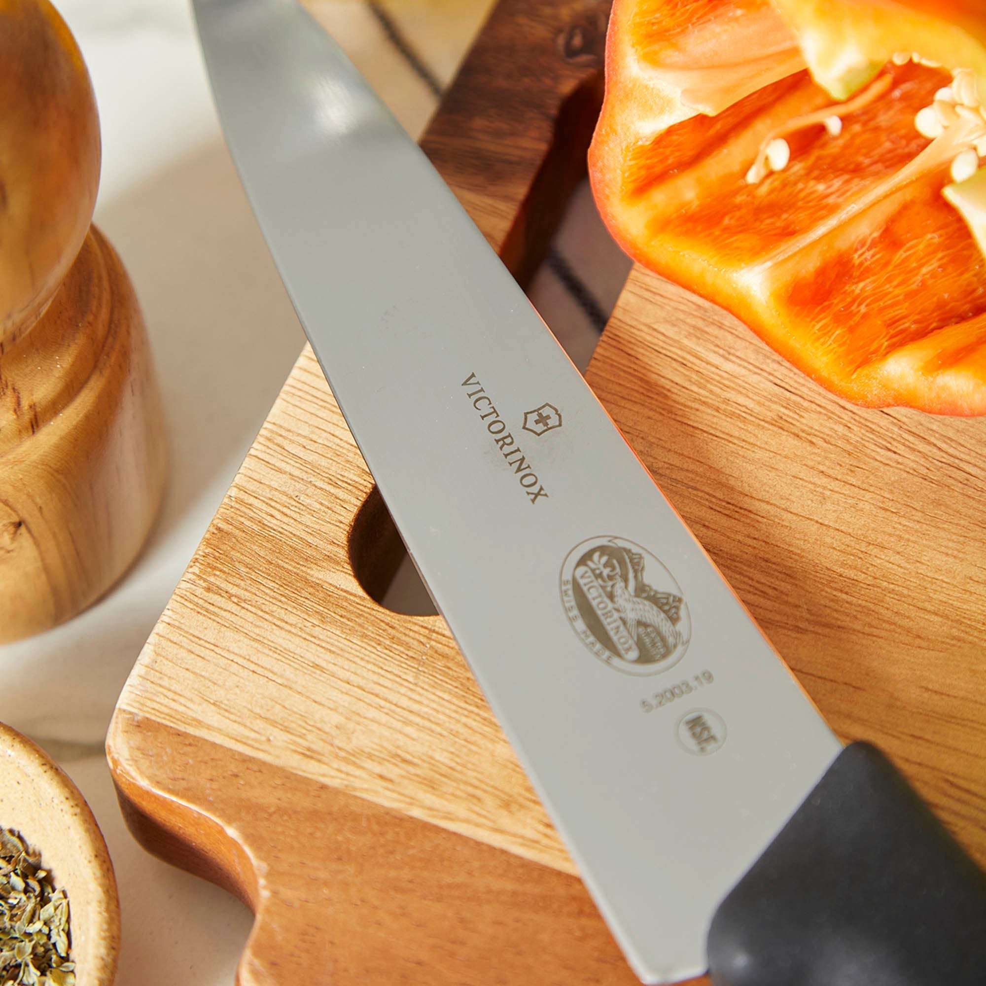 Cuchillo Trinchar Fibrox 19 cm Victorinox – Kitchen Center