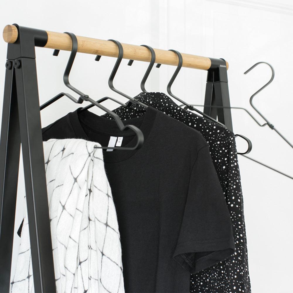 Set de 4 Colgadores De Ropa Aluminio Brabantia – Kitchen Center