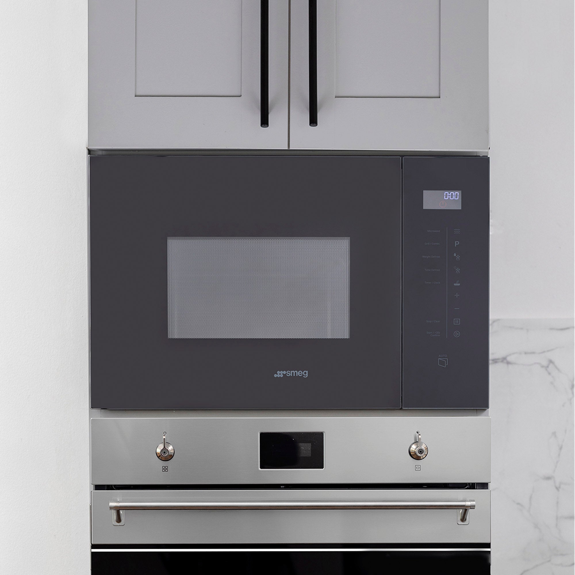 Microondas FMI125N 25 lts SMEG en Kitchen Center
