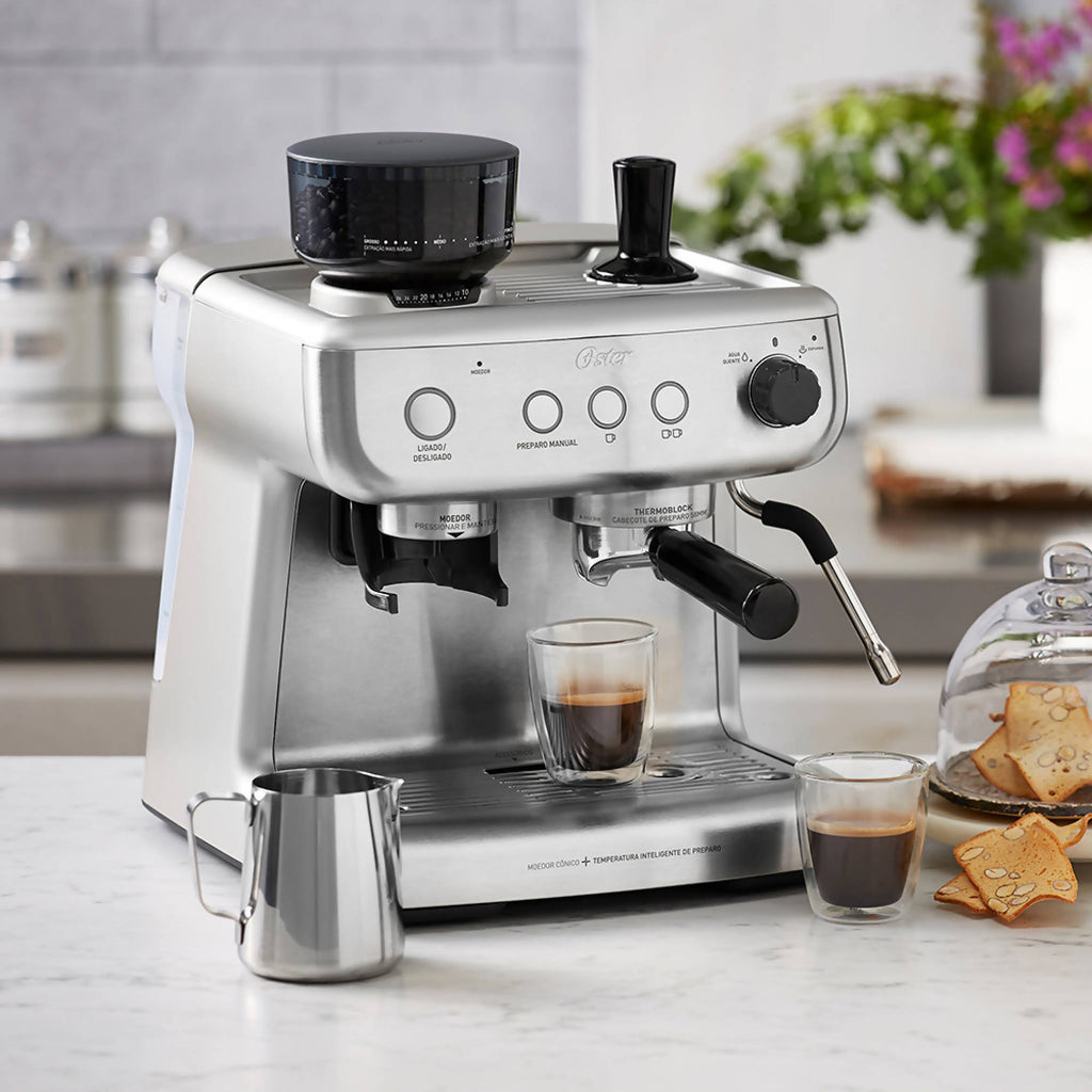 Cafetera Espresso Perfect Brew Molino Integrado BVSTEM7300 Oster ...